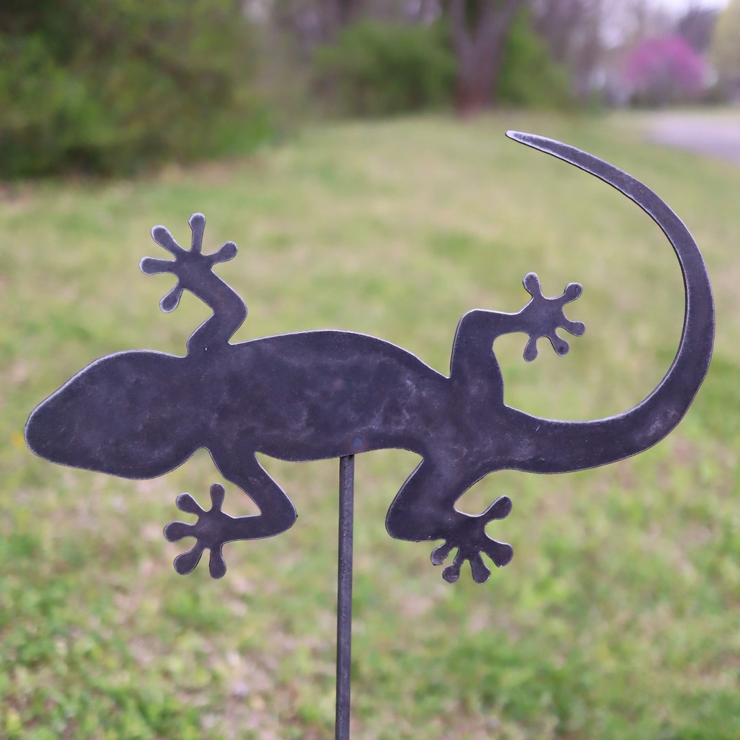 Ships in 2 Days | Metal Lizard Garden Stake - Steel Gardening Decor ...
