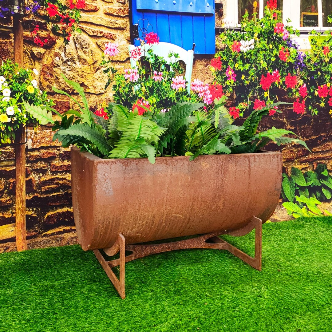 Trough Planter Round - Planter Box - Steel Planter - Stand Included ...