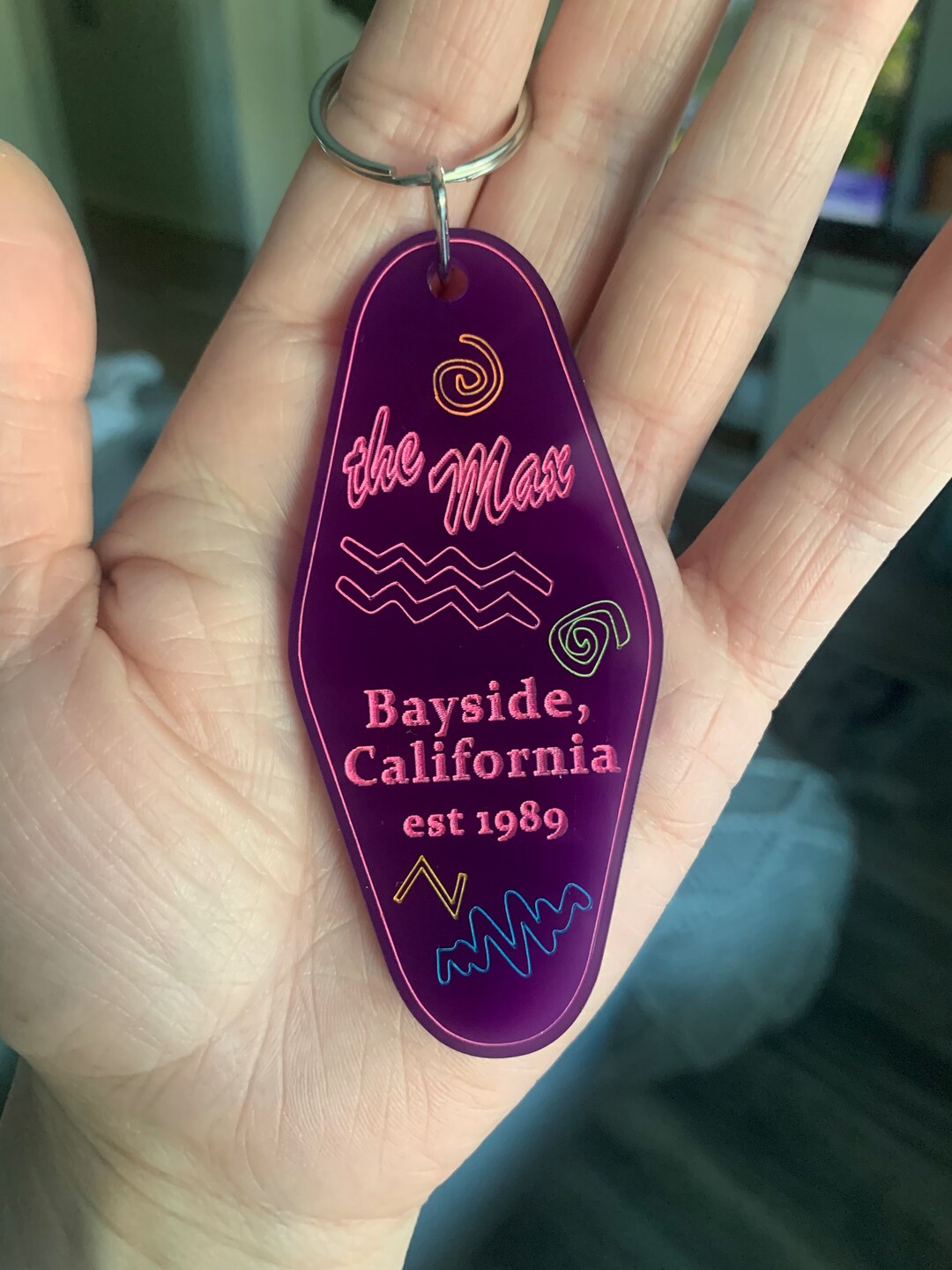 The Max 90s Retro Acrylic Motel Keychain - Etsy