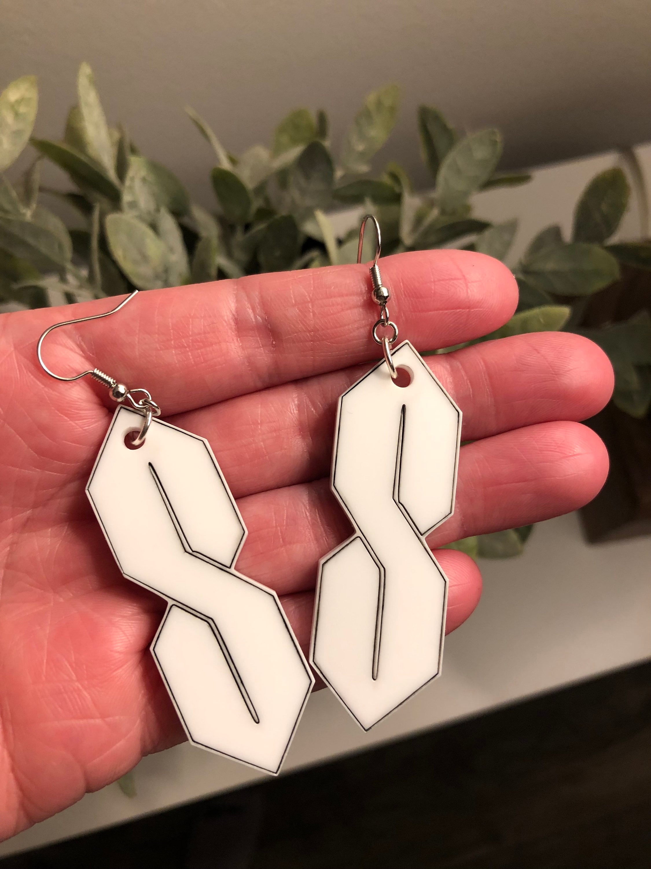 Cool s earrings store