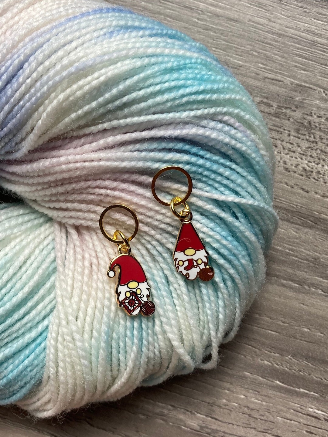 Viva Magenta Gnome Stitch Marker- Knitting Gnome/ Crocheting Gnome ...