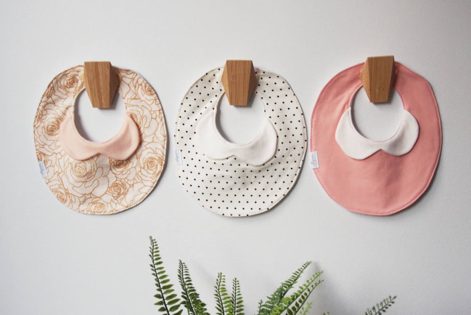 Baby Girl Bib,peach & Gold Floral Bib,baby Bib, Round Bibs,bib for Girl ...