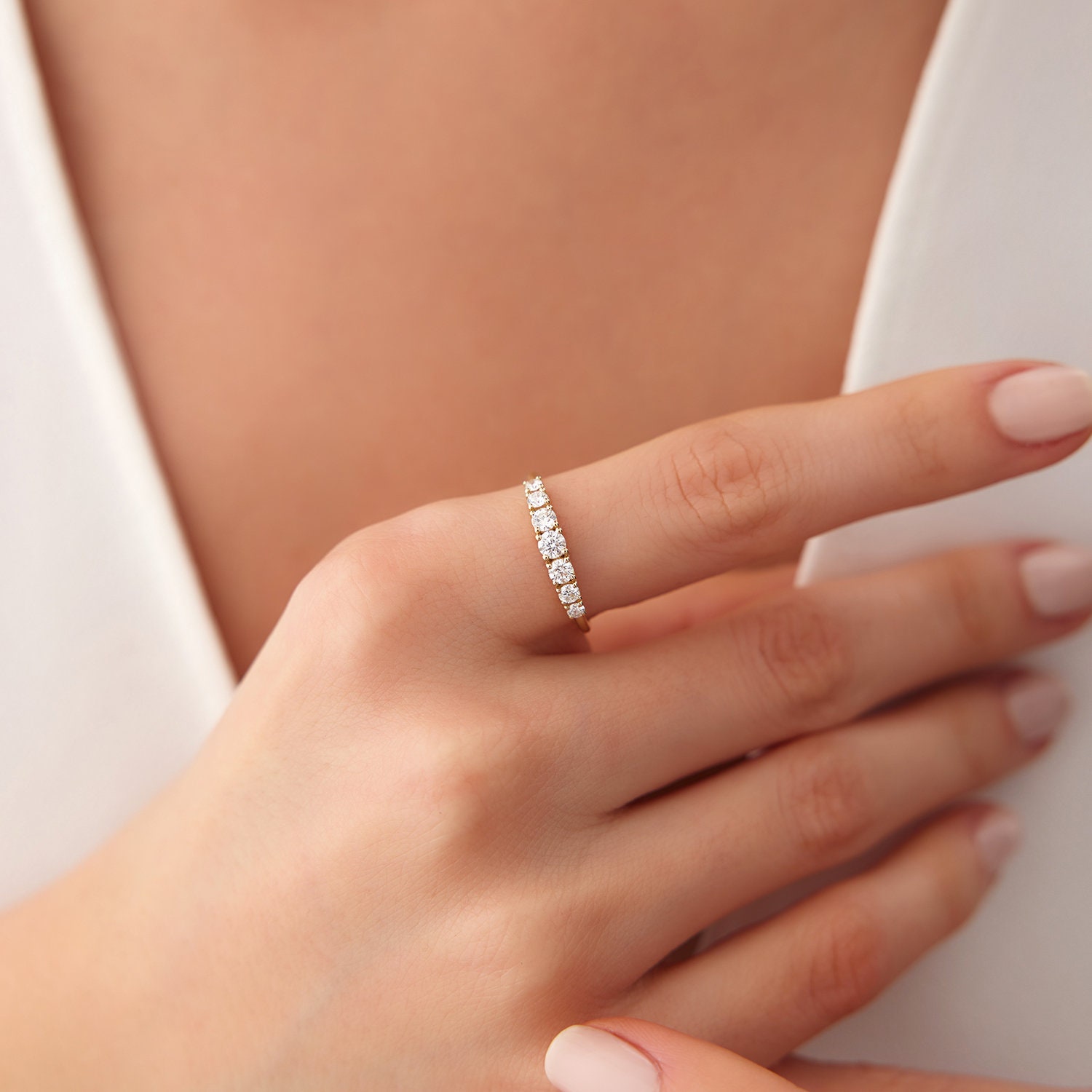 7 Stone Natural Diamond Graduated Womens Wedding Ring in 14K Gold ...