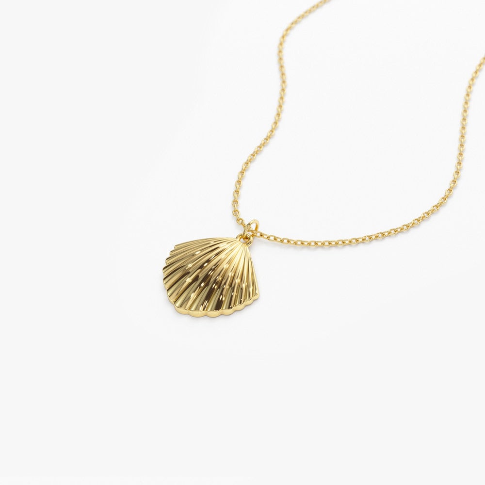 Gold Shell Pendant / 14k Gold Sea Shell Charm Necklace / - Etsy