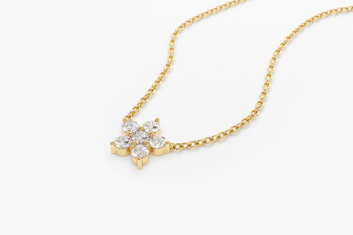 14k Flower Diamond Necklace / 14k Gold Necklace / Diamond | Etsy