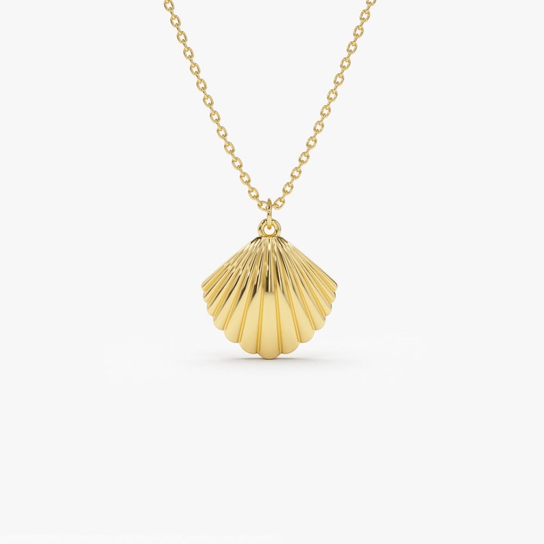 Gold Shell Pendant / 14k Gold Sea Shell Charm Necklace / Women's Dainty ...