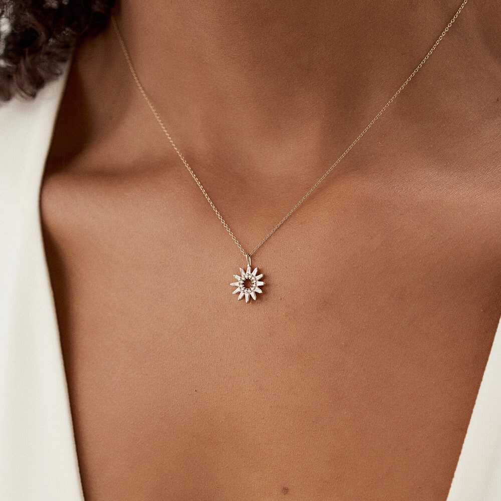 Baguette Diamond Necklace / 14k Gold Baguette Diamond Star Pendant ...