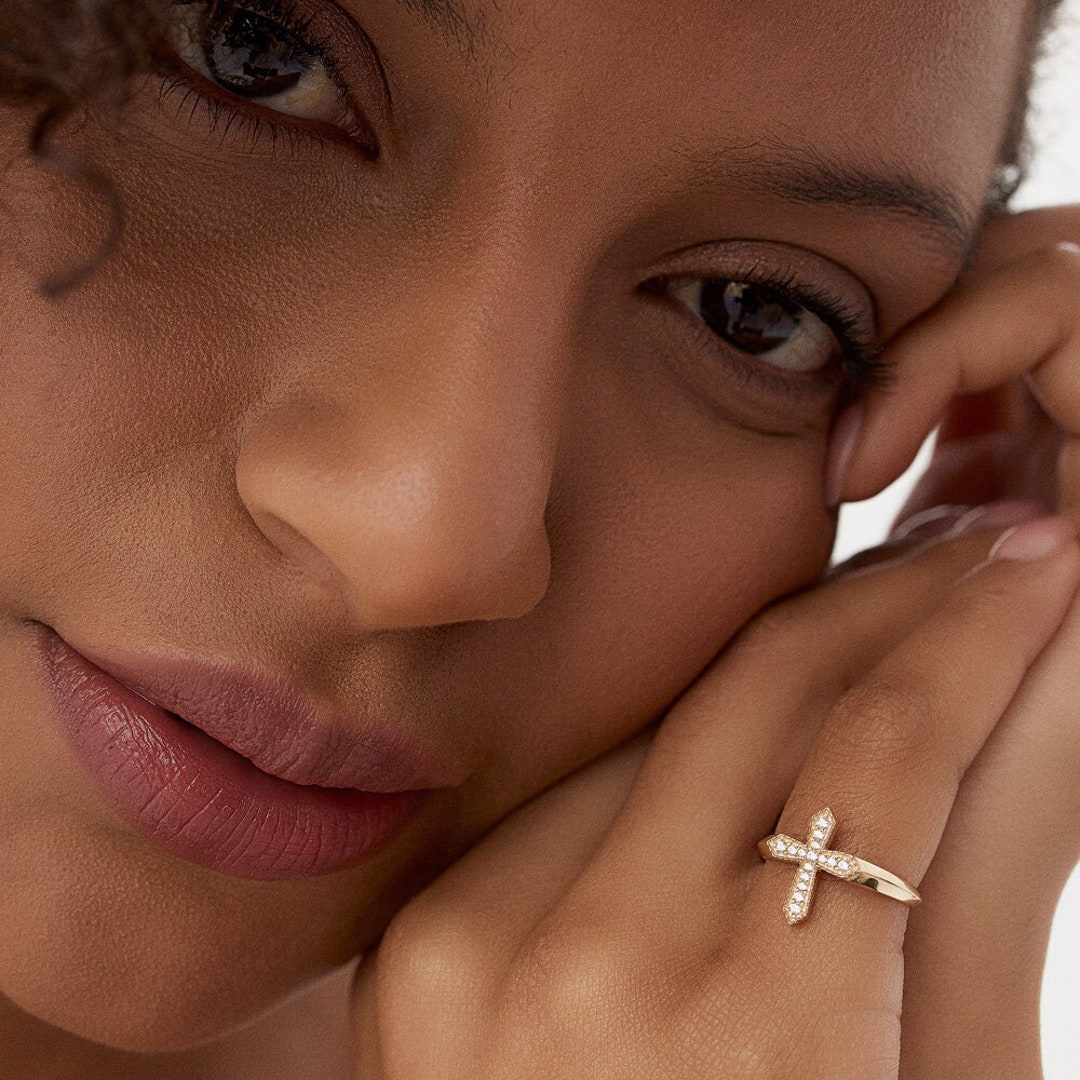 Diamond Cross Ring in 14k Gold / Pave Setting Religious Diamond Cross ...