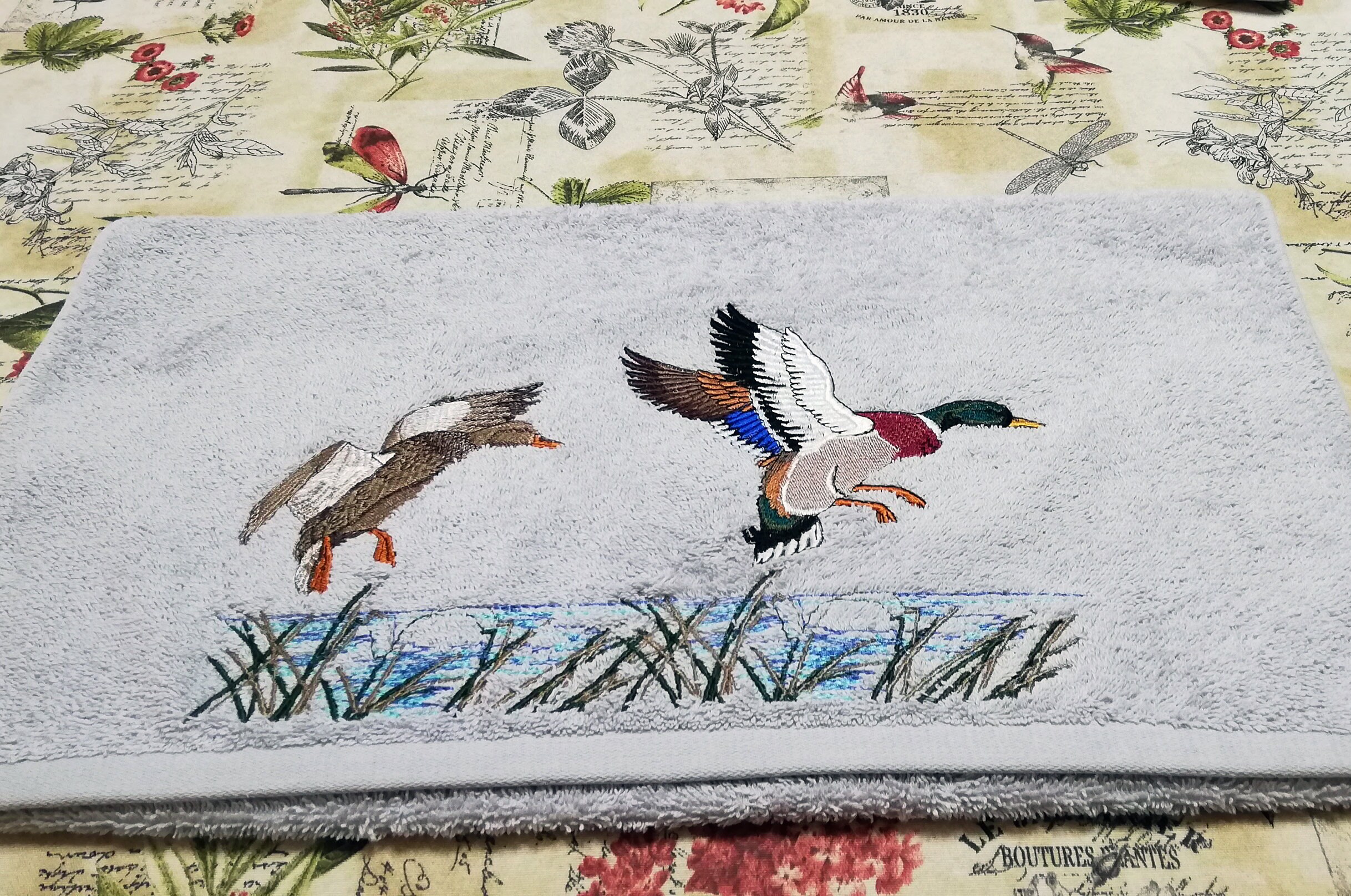 Two Mallard Ducks Machine Embroidery Design, Embroidery Designs ...