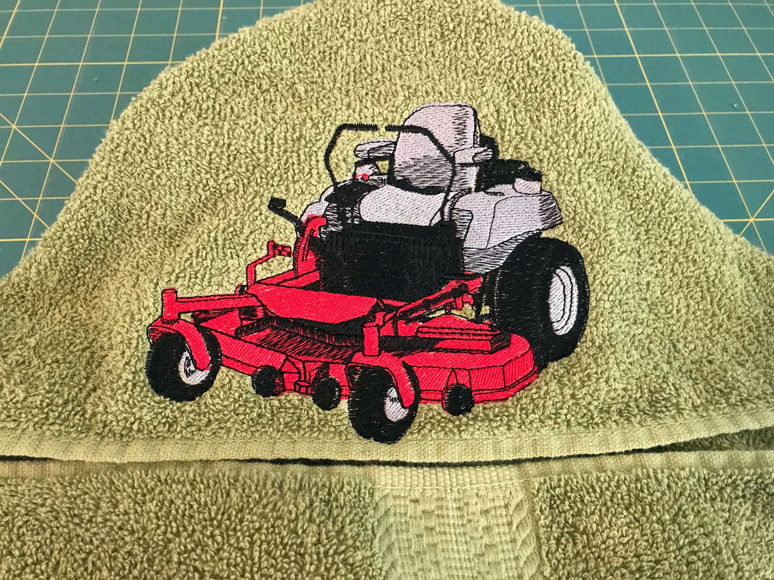 Zero Turn Lawnmower - Machine Embroidery Design, Embroidery Designs ...