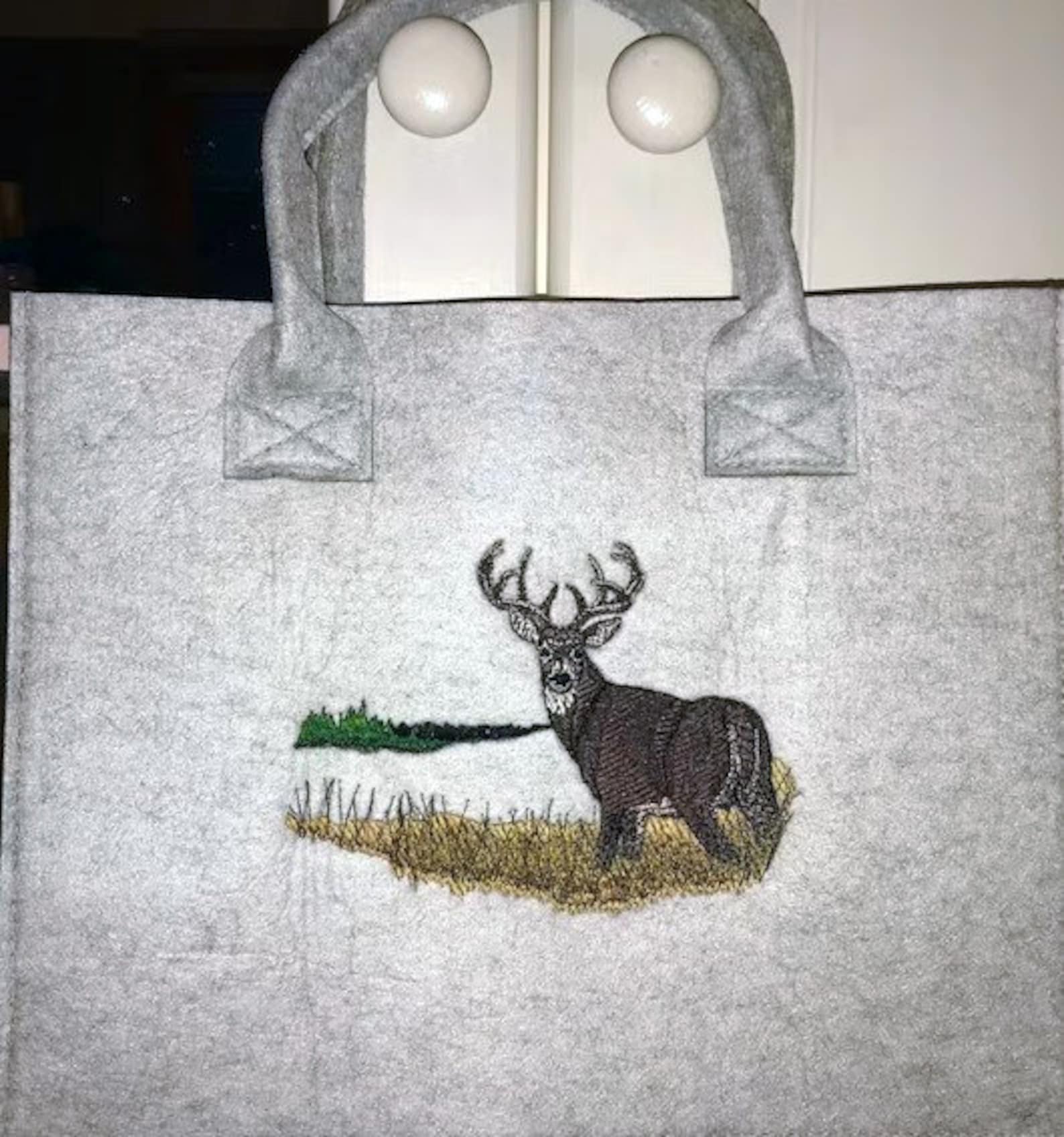 Whitetail Deer Scene - Machine Embroidery Design, Embroidery Designs ...