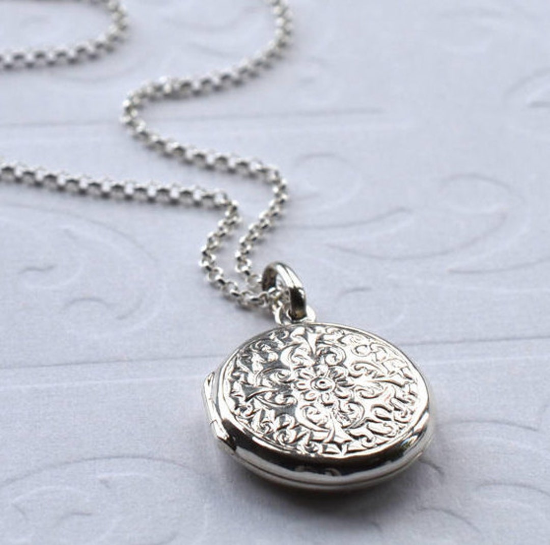 Sterling Silver Floral Round Locket - Etsy UK
