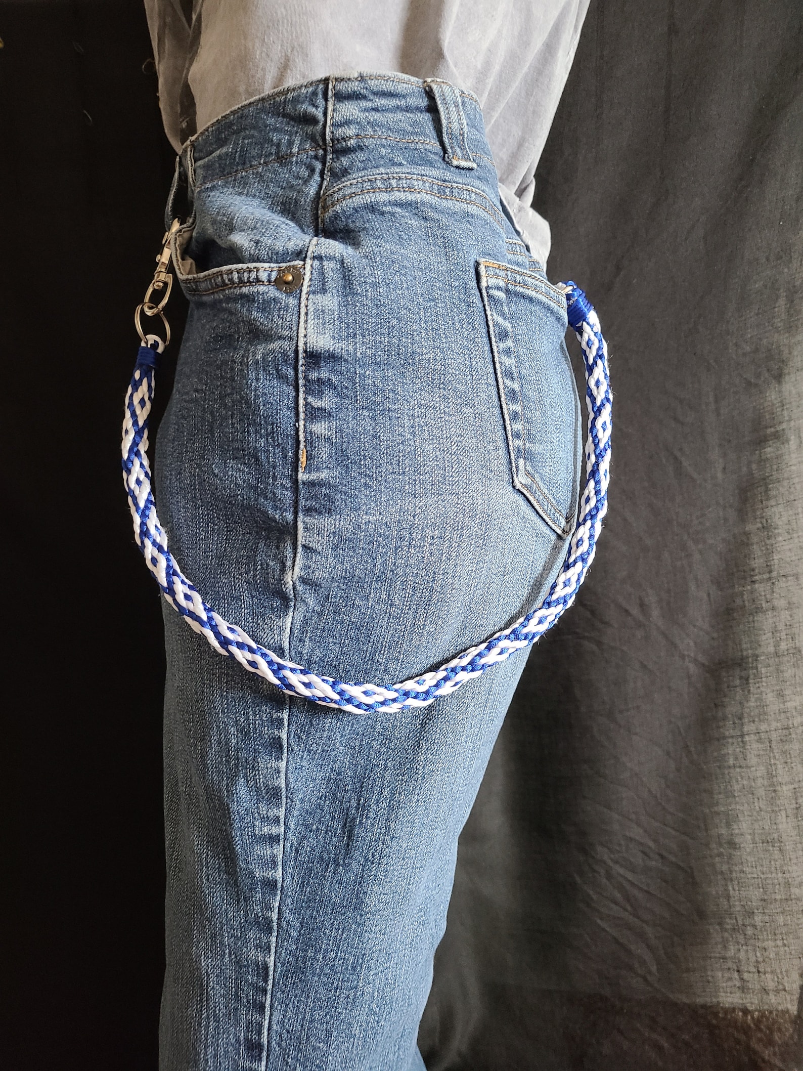 Wallet Chain: Blue and White Diamond - Etsy