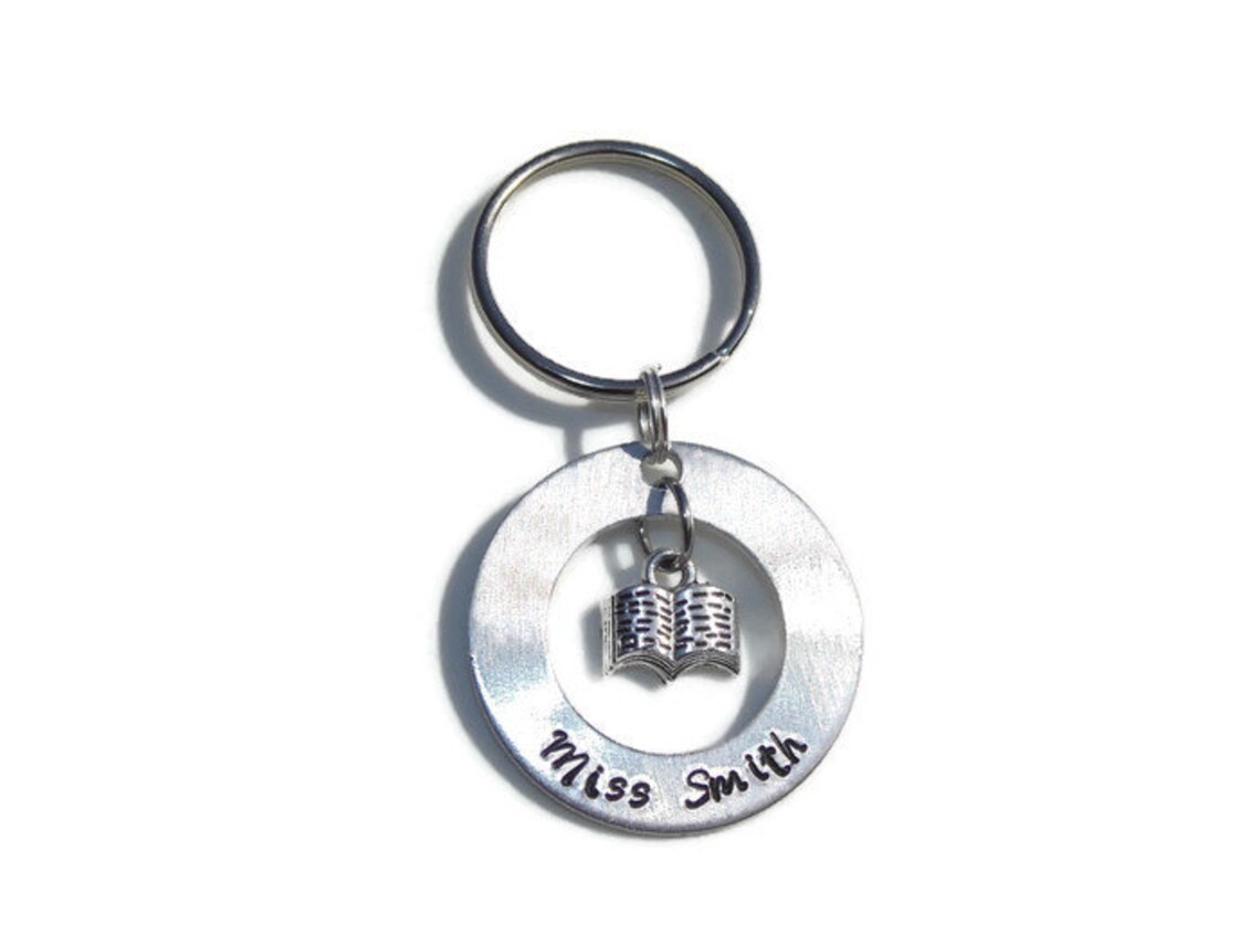 Custom Librarian Keychain Personalized Book Lover Gift - Etsy