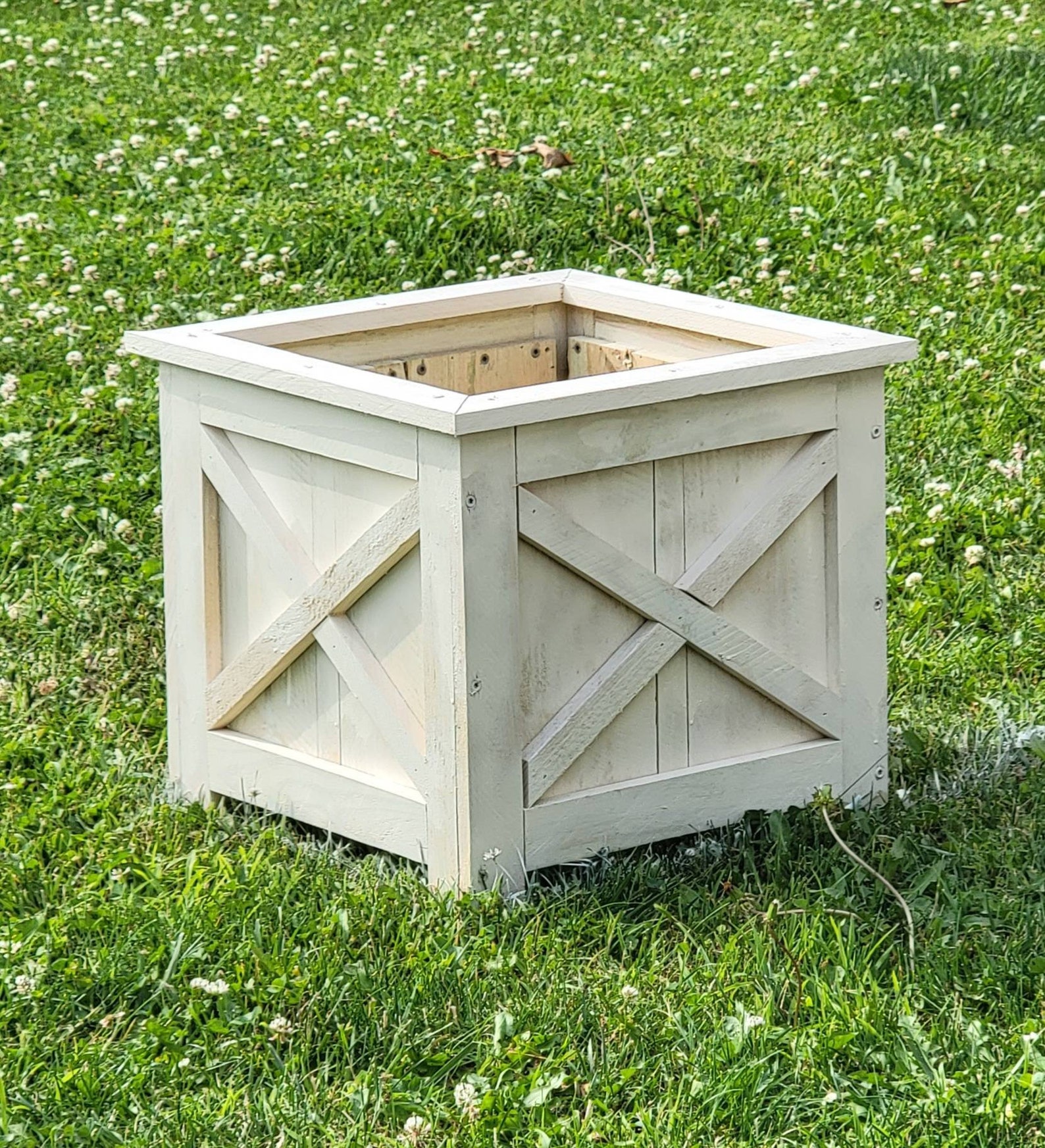 Rustic Farmhouse Style Planter Box - Etsy