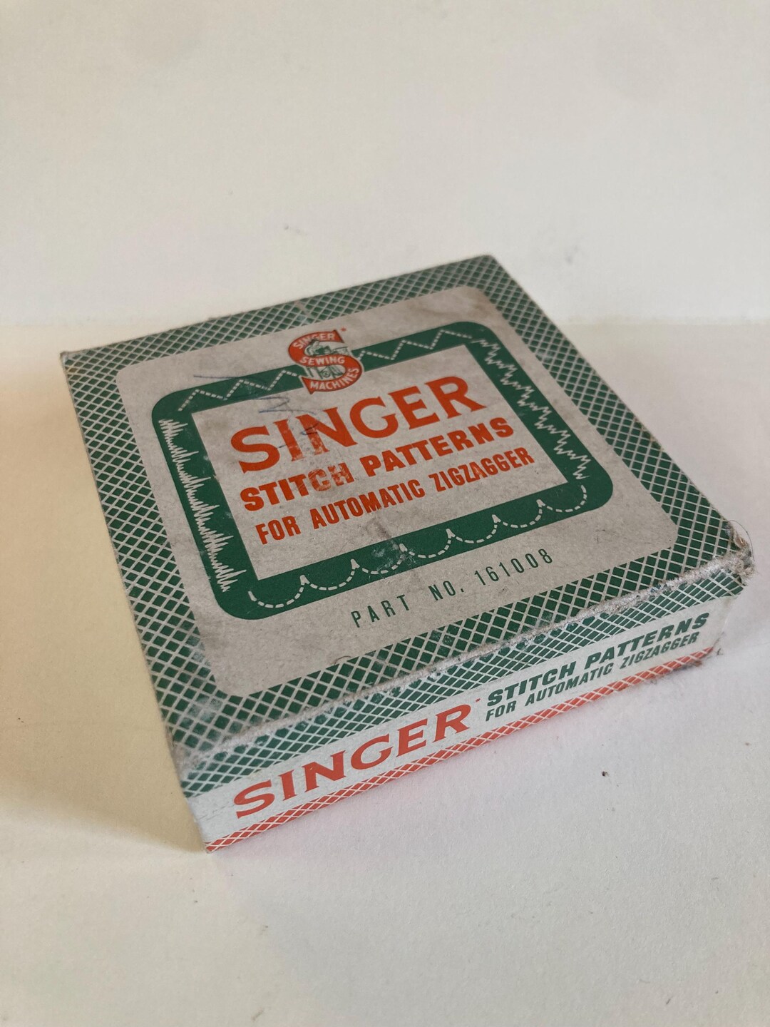 Vintage Singer Sewing Machines #161008 Stitch Patterns for Automatic ...