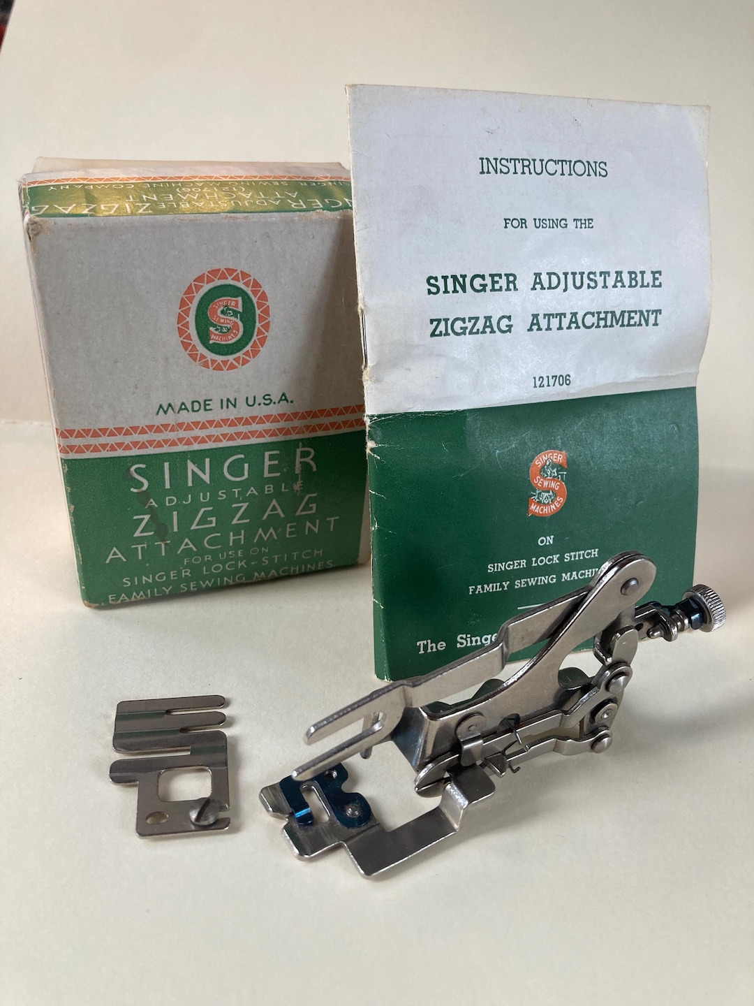 Vintage Singer Sewing Machines: Complete Adjustable Zig Zag Attachment ...