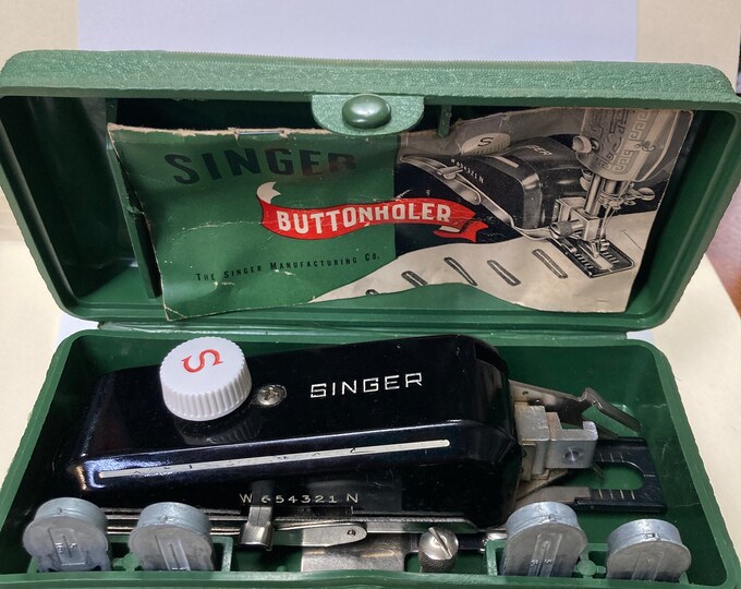 Vintage Singer Sewing Machines Original #160506 Low Shank Buttonholer ...