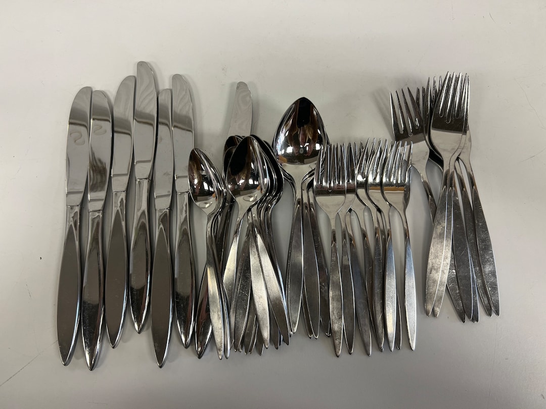Vintage Mid Century Oneida Craft Deluxe textura 54 Pieces Stainless ...