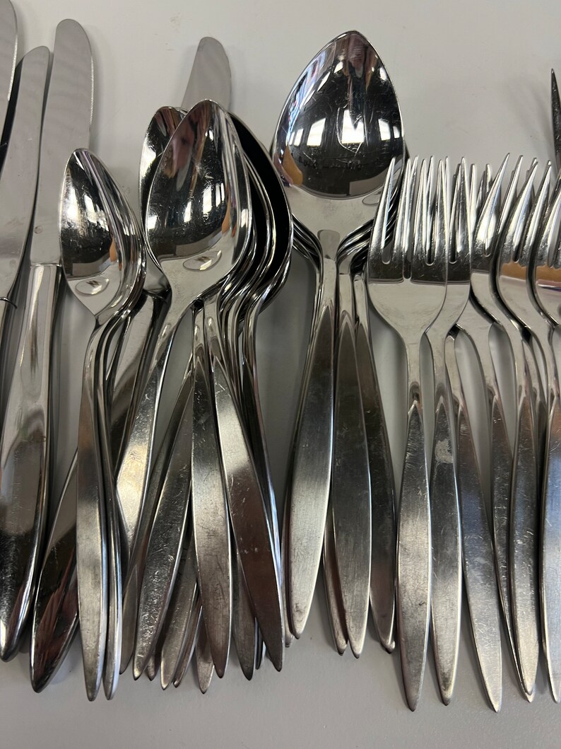 Vintage Mid Century Oneida Craft Deluxe textura 54 Pieces Stainless ...