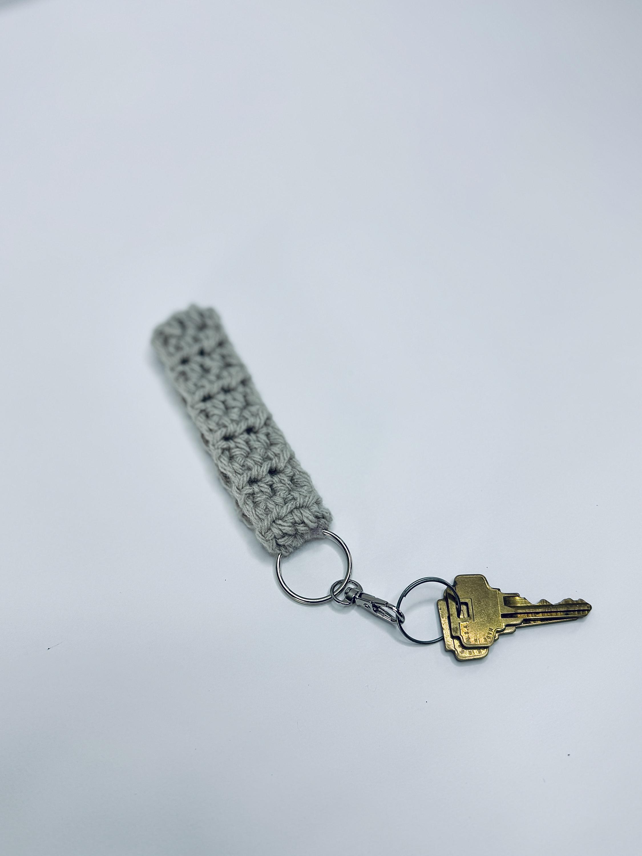 Beginner HDC Keychain- Quick Crochet Pattern - Easy Crochet Pattern ...