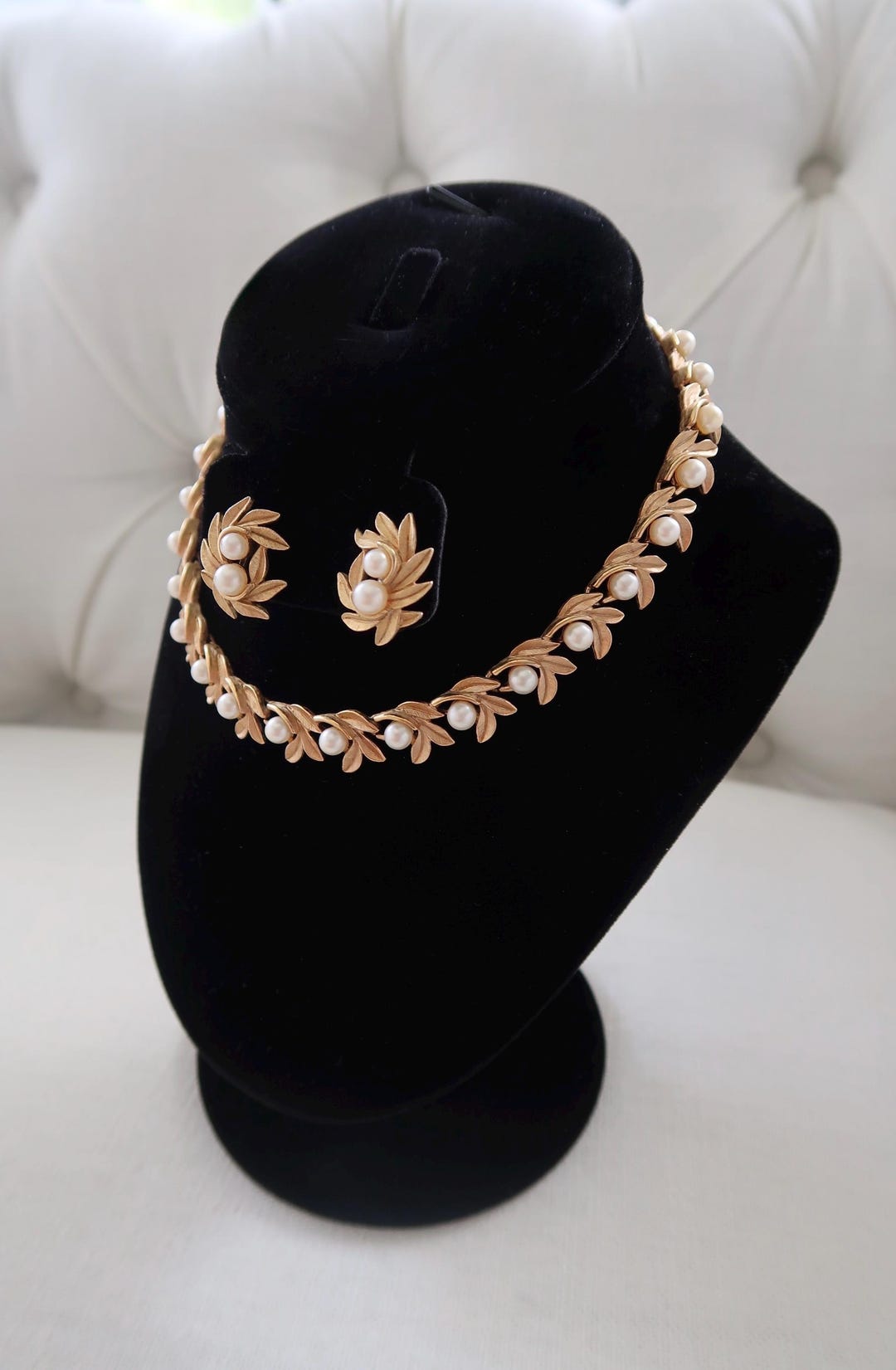 Vintage Avon Gold Floral Pearl Necklace, Vintage 1970s Gold Necklace ...