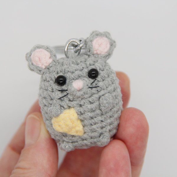 Mickey Mouse Keychain Crochet Pattern - Etsy