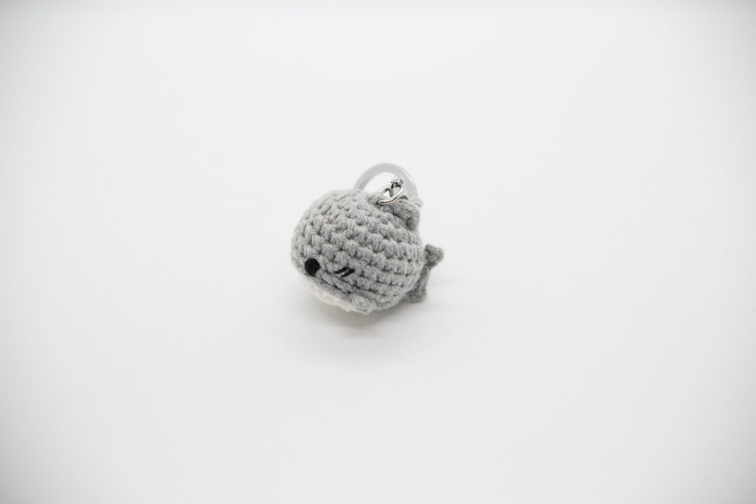 Crochet Shark Keychain: Cute Cotton Yarn Keyring, Gift for Friends - Etsy