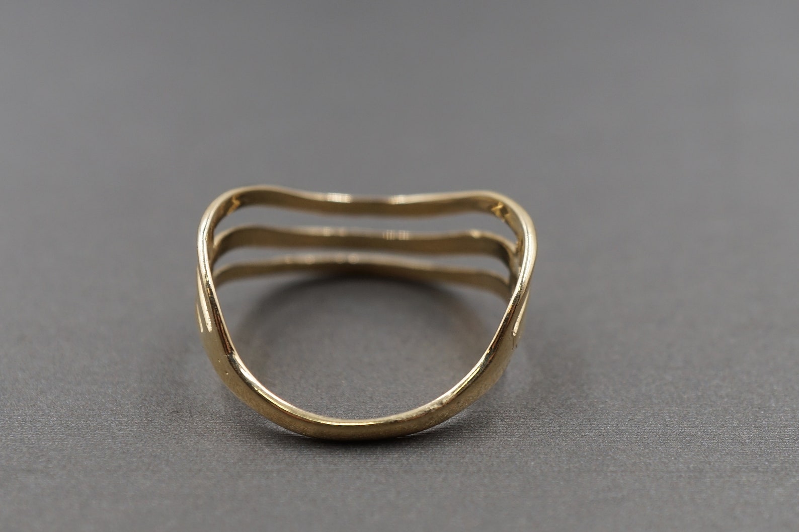 10K Solid Yellow Gold Three Line Wavy Waved Band Ring. - Etsy