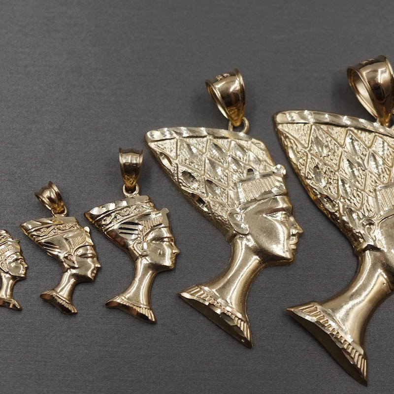 9ct Nefertiti Pendant - Etsy Canada