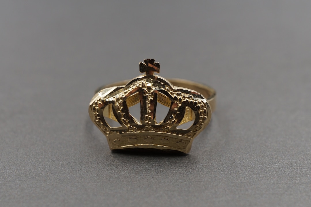 10K Solid Yellow Gold Diamond Cut King Queen Princess Prince Crown Band ...