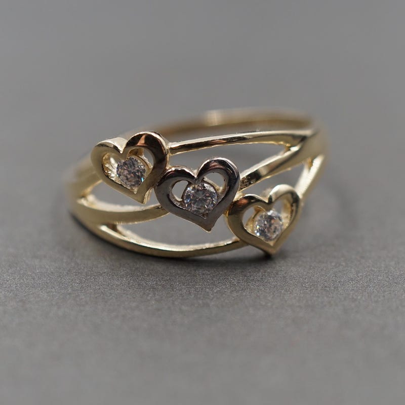 Three Hearts Ring - Etsy
