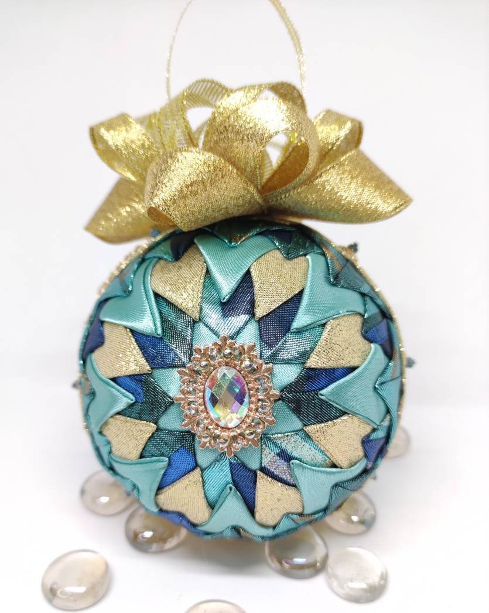 Christmas Quilted Ball Ornaments Fabric Ornaments Luxurious - Etsy