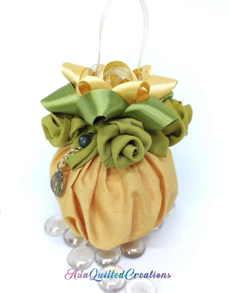 TUTORIAL, Bon-bons Original Pattern, No Sew Quilted Ornament, Bonus ...
