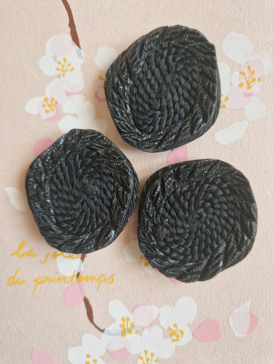3 Antique Buttons Old Black Mourning Buttons Resin Trimmings 35x39 Mm ...