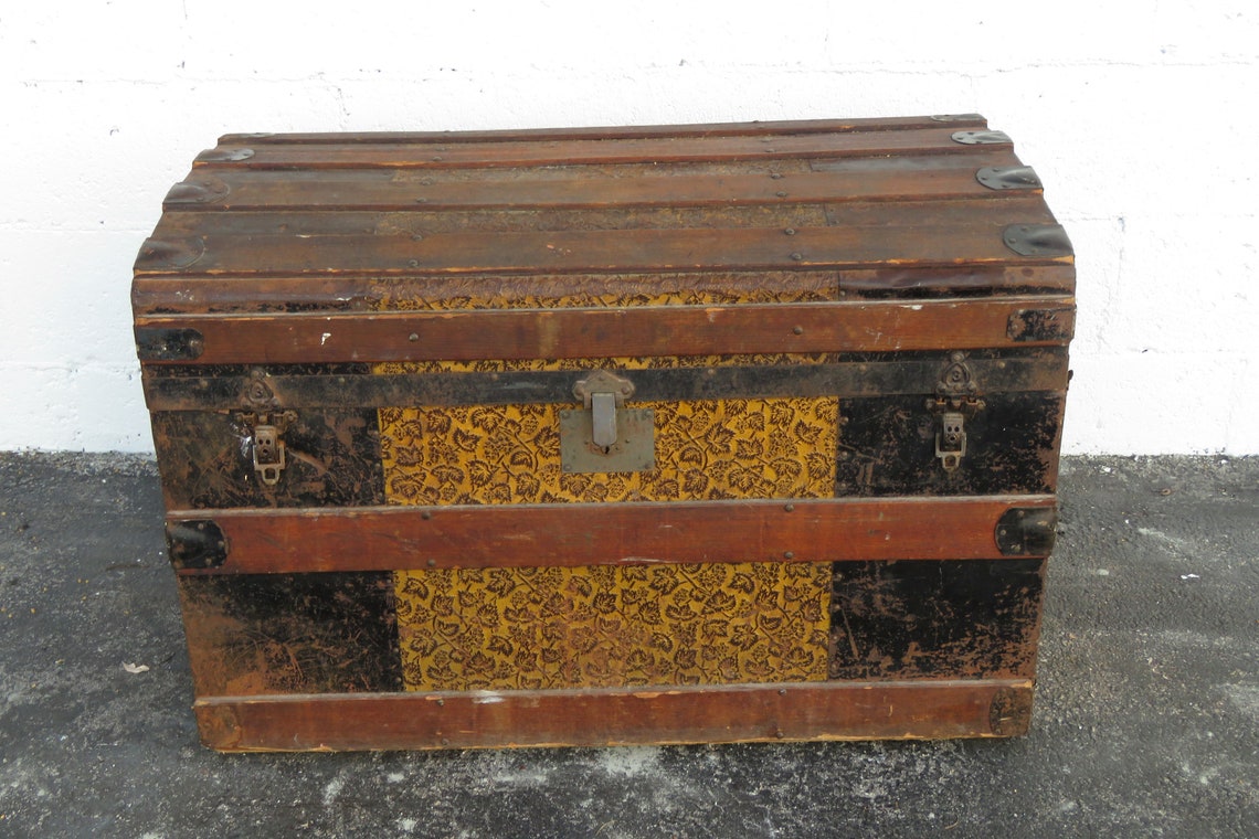 Early 1900s Travel Trunk Blanket Chest 2138 SHIPPING NOT | Etsy