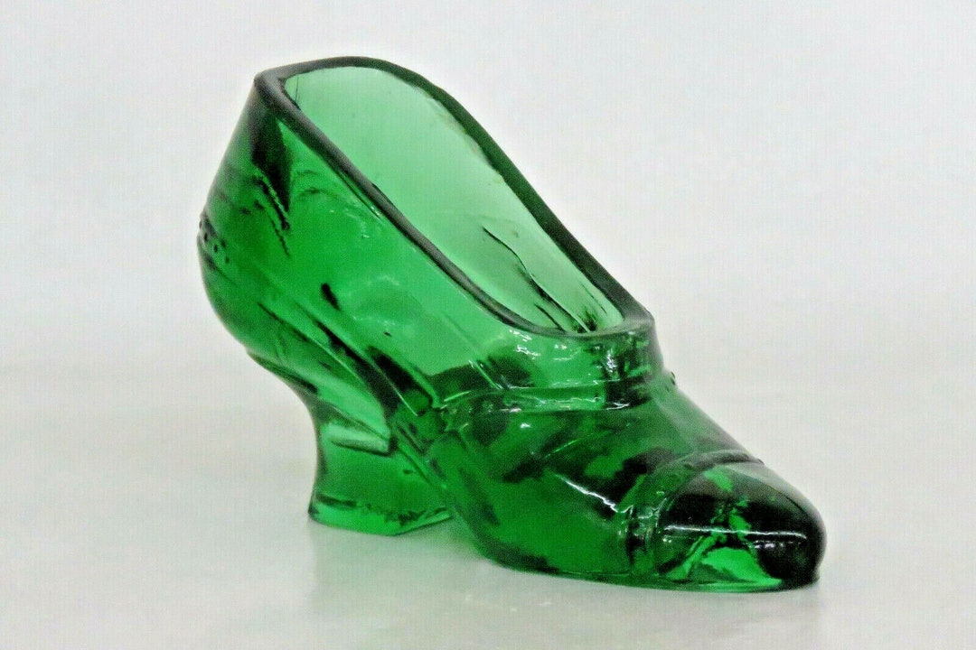 Emerald Green Glass Shoe Slipper Figurine 2077B - Etsy
