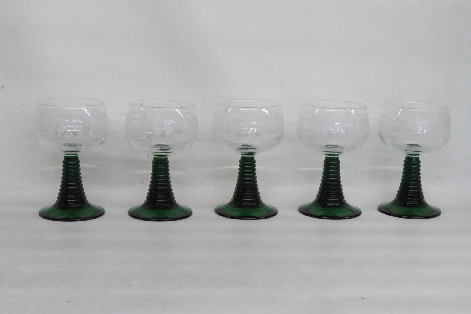 Luminarc Etched Emerald Green Beehive Stem Wine Glass Set of Five 4093B ...