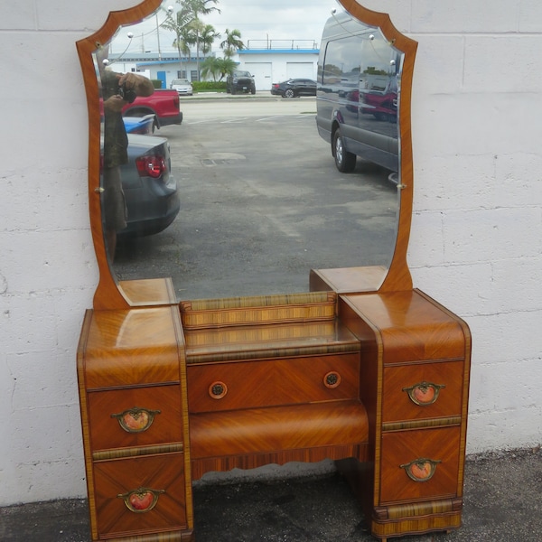 Waterfall Vanity - Etsy