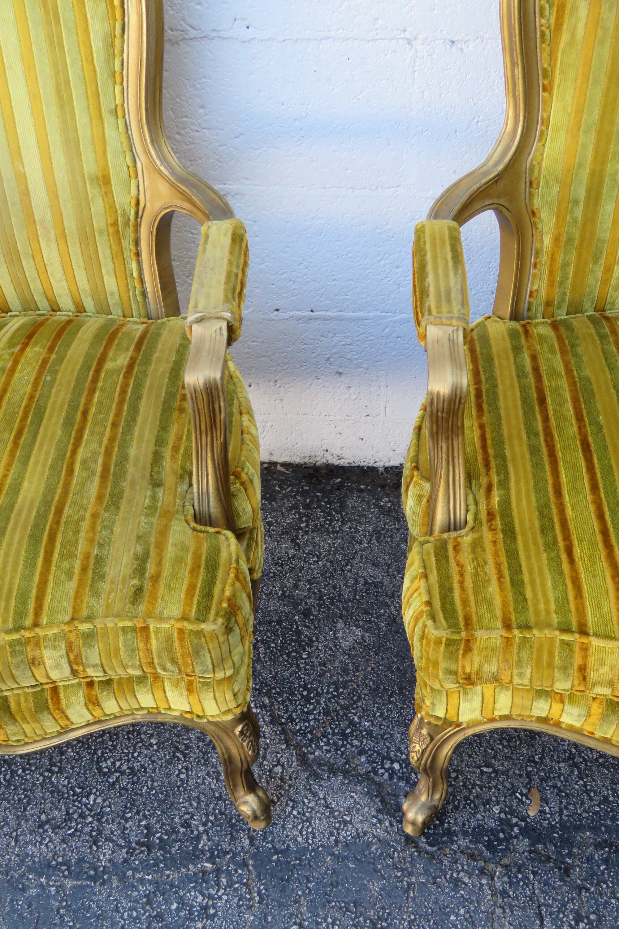 Modernage French Painted Gold Large Side Accent Chairs a Pair 5420 ...