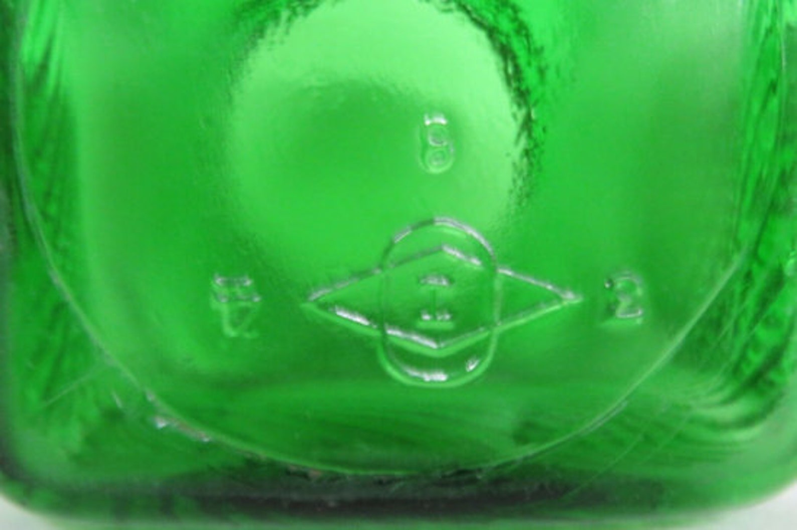 Owens Illinois Diagonal Ribbed Emerald Green Glass Sugar Jar Canister ...