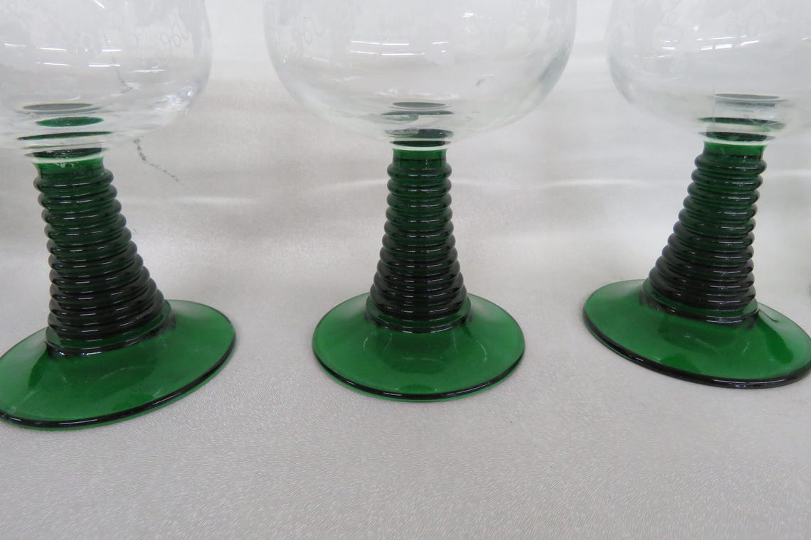 Luminarc Etched Emerald Green Beehive Stem Wine Glass Set of Five 4093B ...