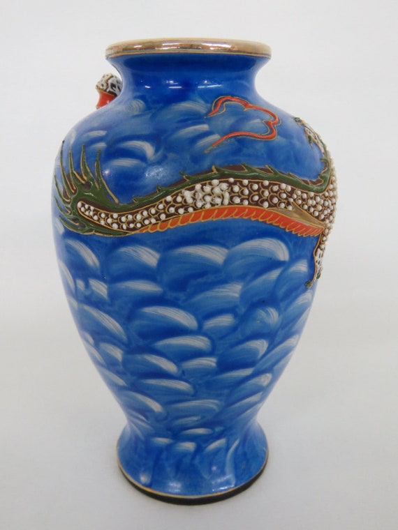 Pair of Antique Japan Moriage Dragonware Vases - munimoro.gob.pe