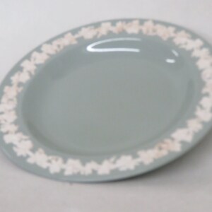 Wedgwood of Etruria and Barlaston Queensware Green Grapevine Small Dish ...