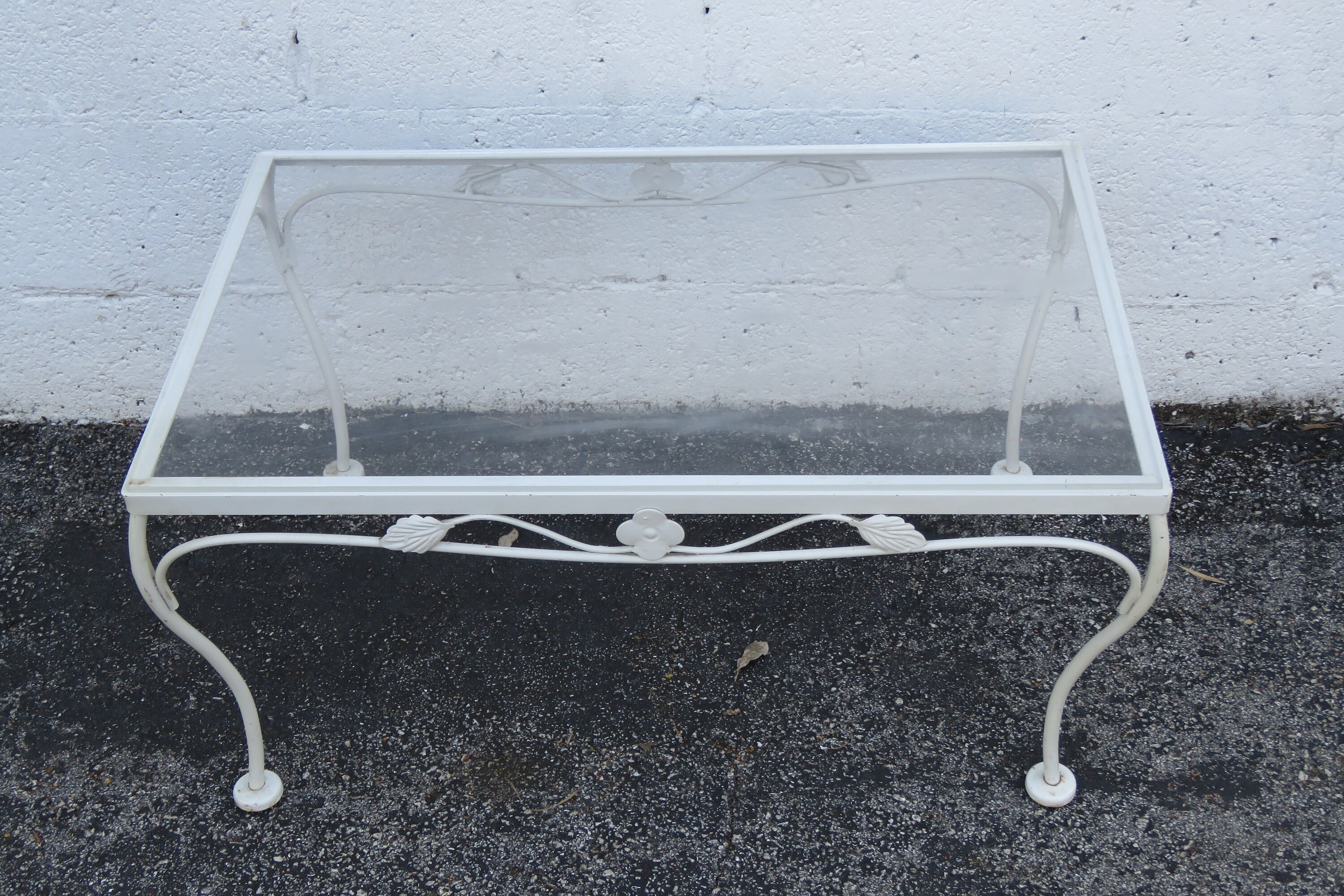 Mid century outdoor coffee table store