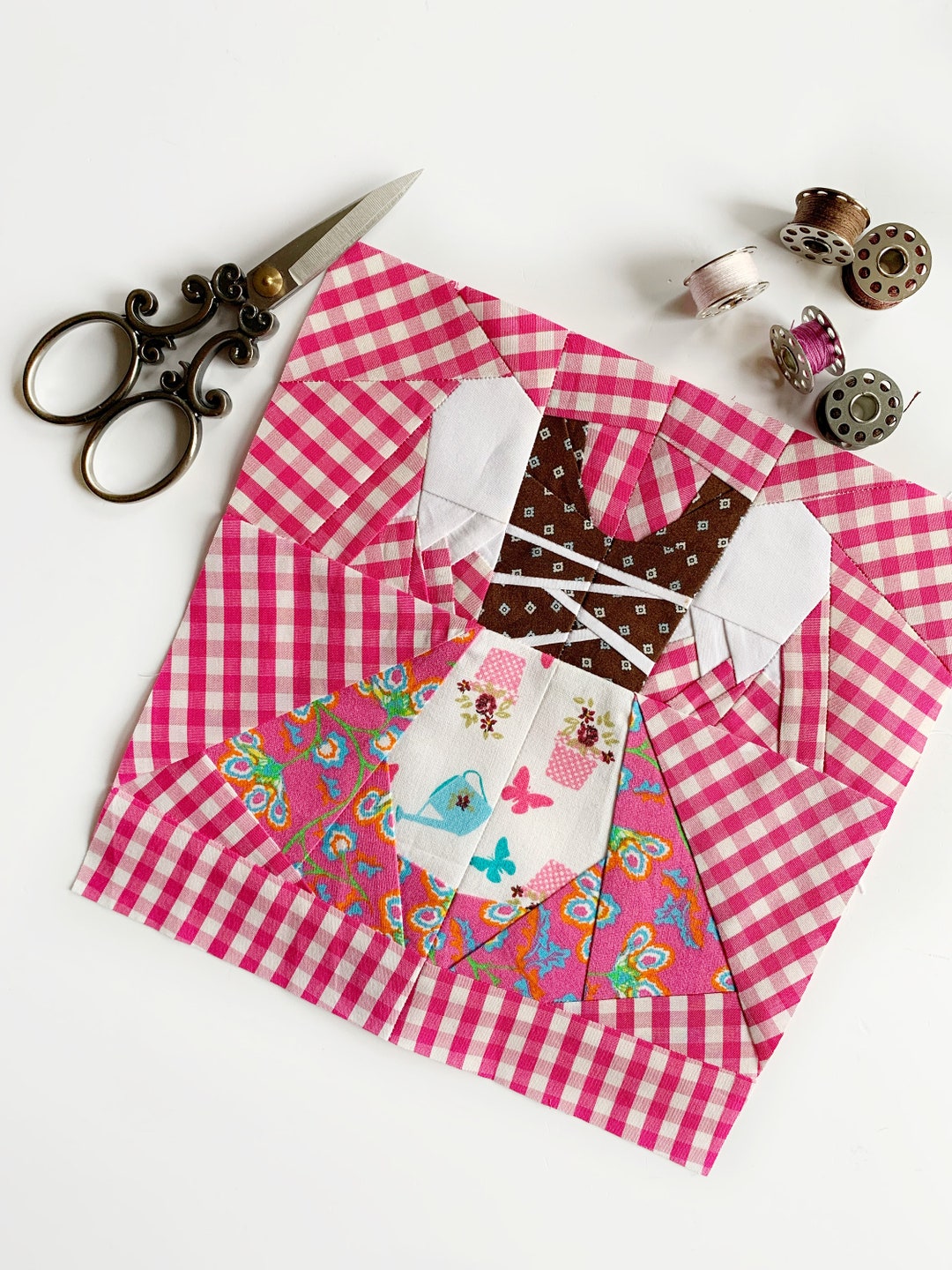 Dirndl Quilt Block Pattern: Oktoberfest Dress, 4 Sizes (PDF Download ...