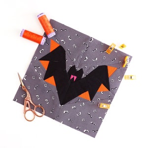 Halloween Bat Quilt Block Pattern, 4 Sizes, Foundation Paper Piecing (PDF Download) - Etsy