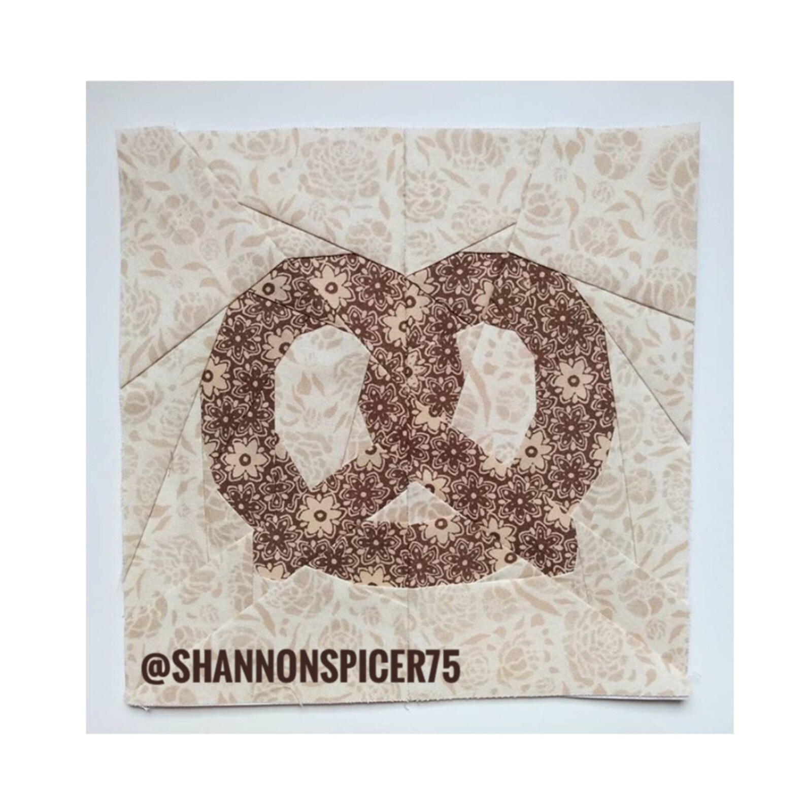 Pretzel Pattern Pretzel Quilt Block Pattern PDF Instant - Etsy UK