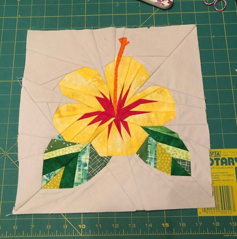 Hibiscus Quilt Block Pattern Hibiscus Flower PDF Instant - Etsy Canada