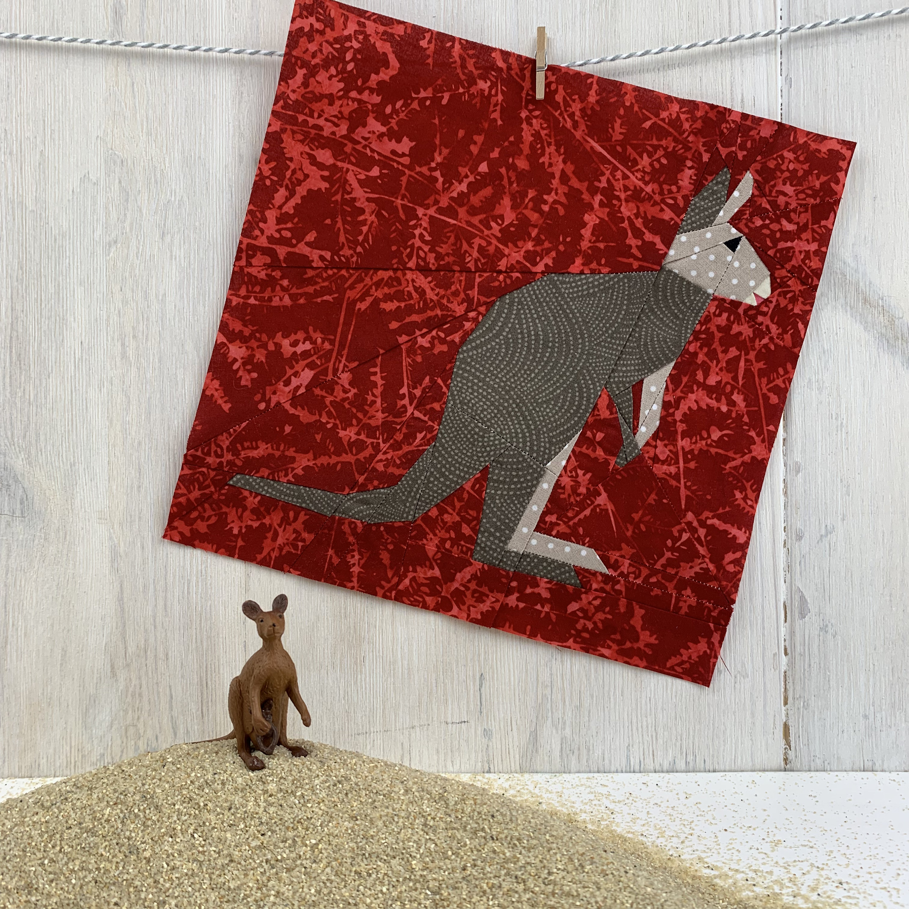 Kangaroo Quilt Block Pattern, PDF Instant Download, Foundation Paper ...